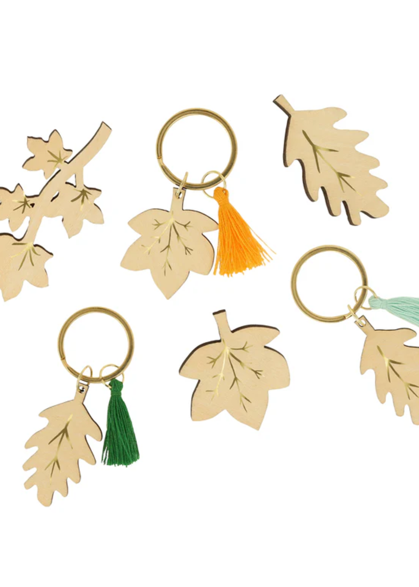 Meri Meri x Liberty Velvet Bow Fall Crackers Box Set | European décor ...